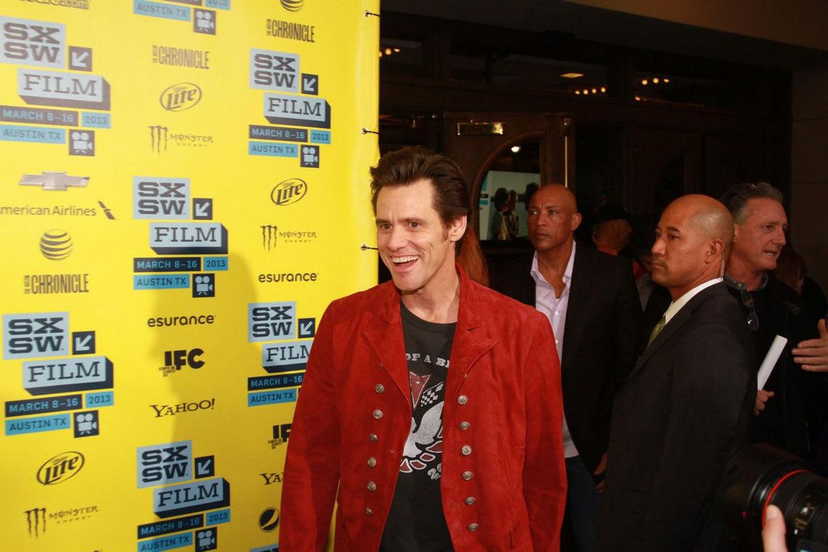 Jim Carrey hits the red carpet premiere of The Incredible Burt ...