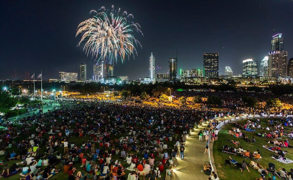 Austin's epic H-E-B Austin Symphony July 4th Concert & Fireworks ...