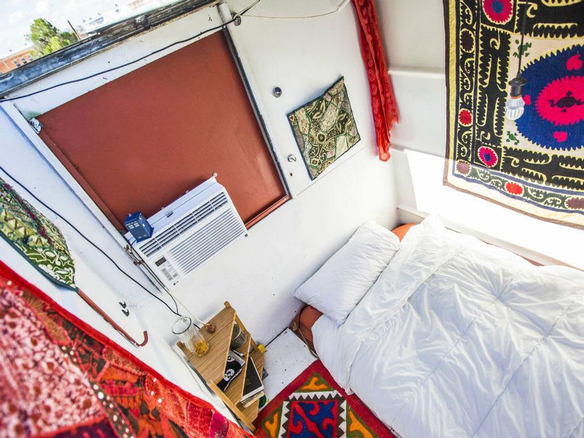 The Dumpster Project [http: /www.weirdhomestour.com/the-dumpster ...