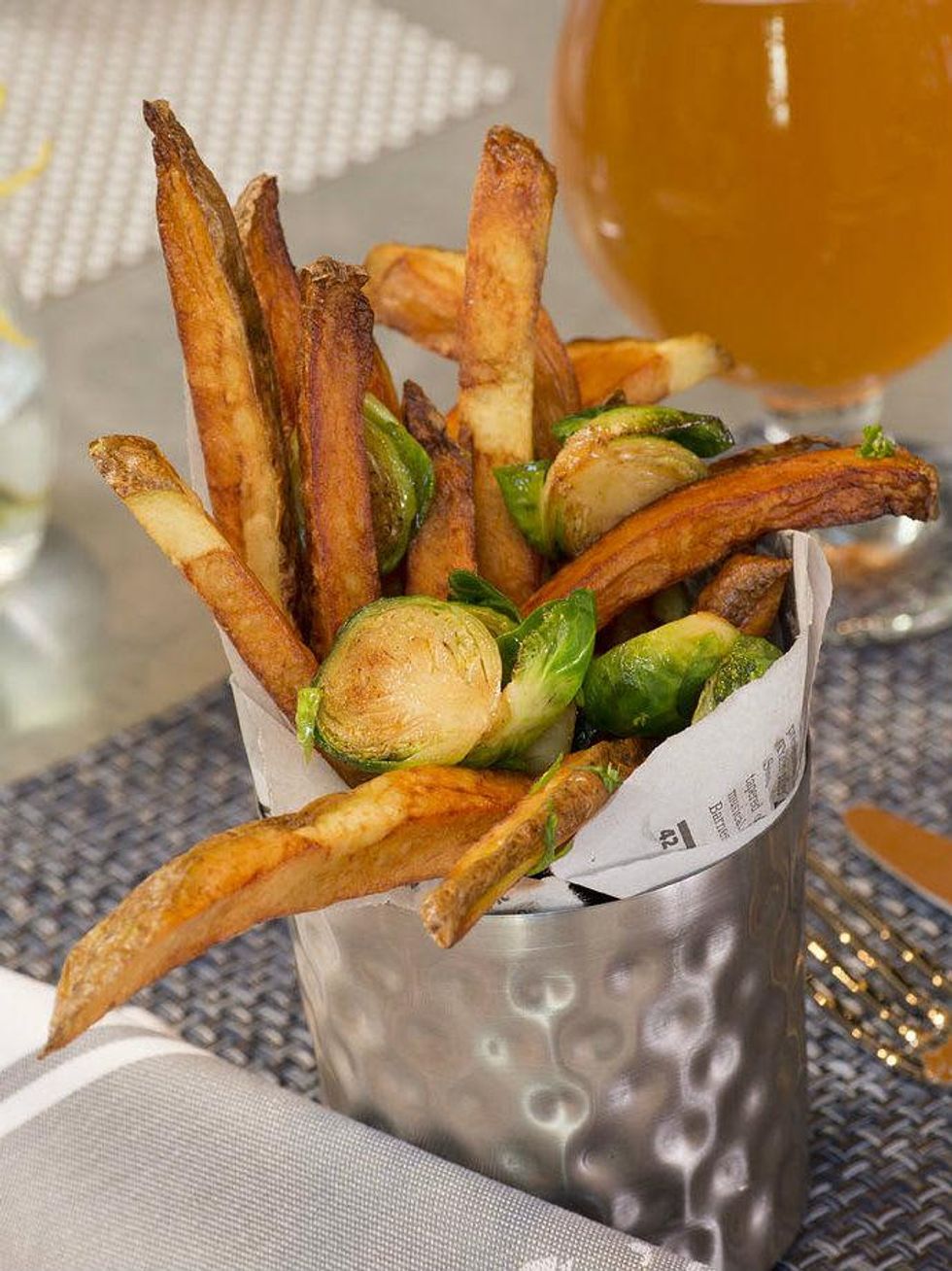 New Austin restaurant Goodall's brings 'sub-urban' buzz to simply good ...