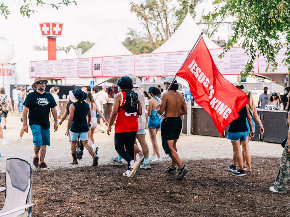 20 funny and clever fan flags flying at ACL Fest 2024 - CultureMap Austin