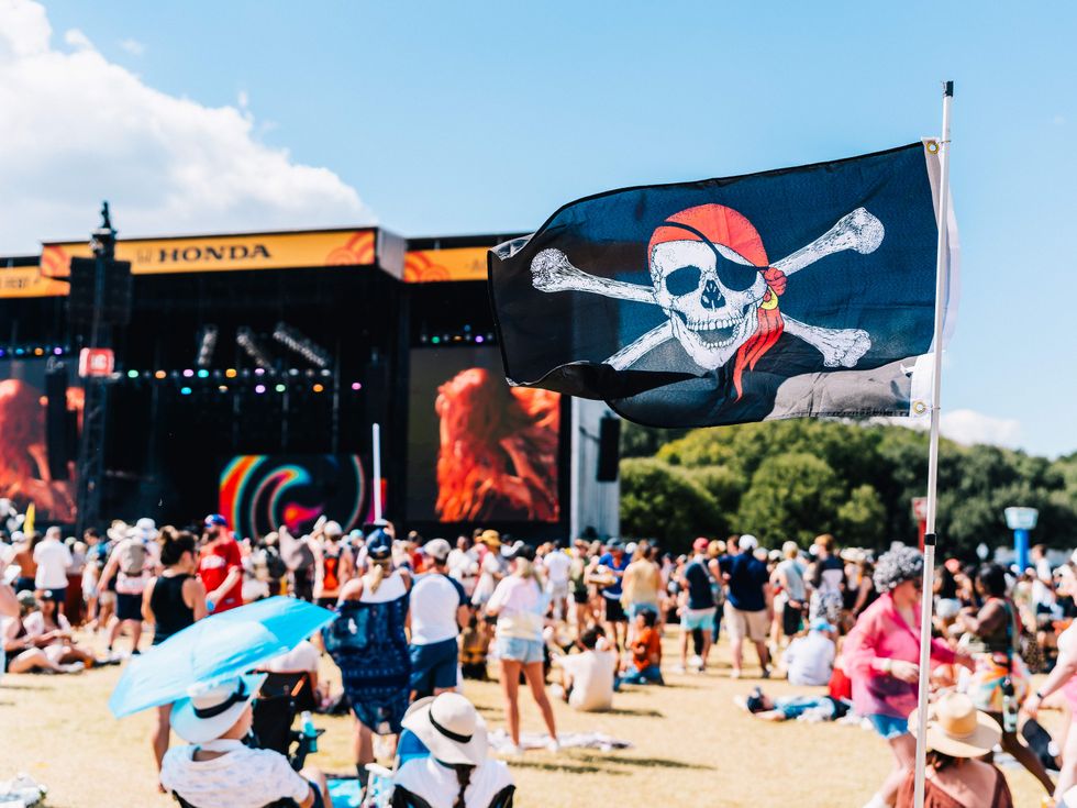 20 funny and clever fan flags flying at ACL Fest 2024 - CultureMap Austin