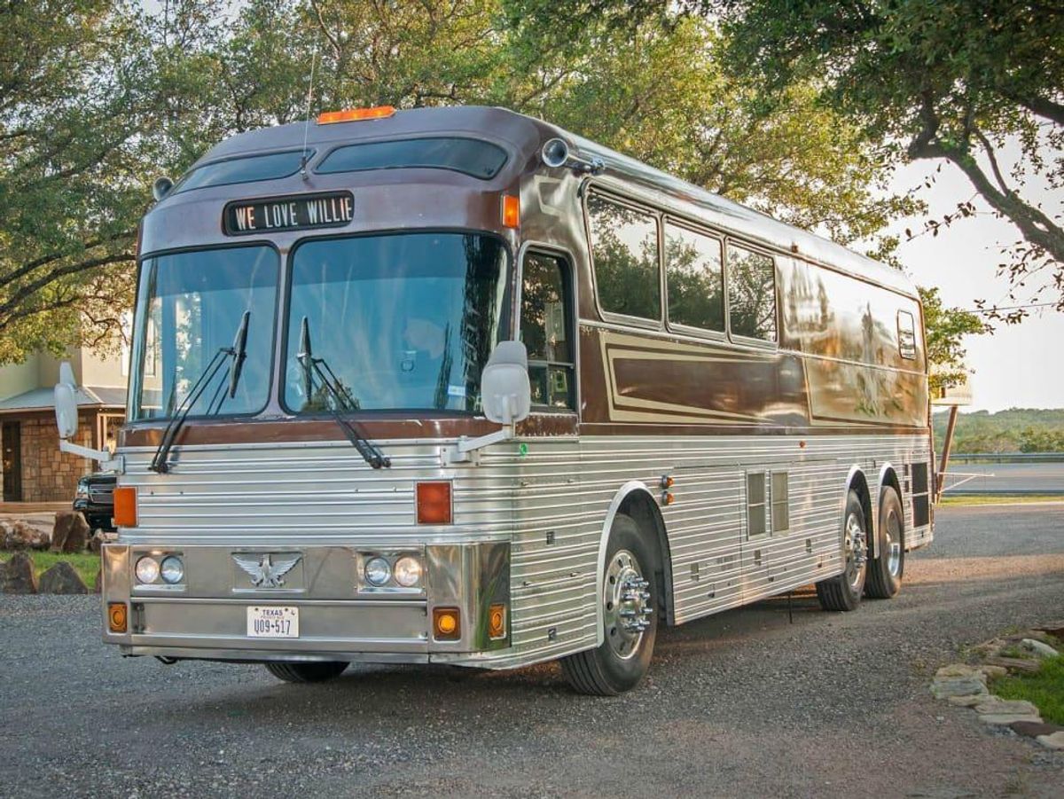 Hop on the Willie Nelson Family Band tour bus for a one-of-a-kind ...