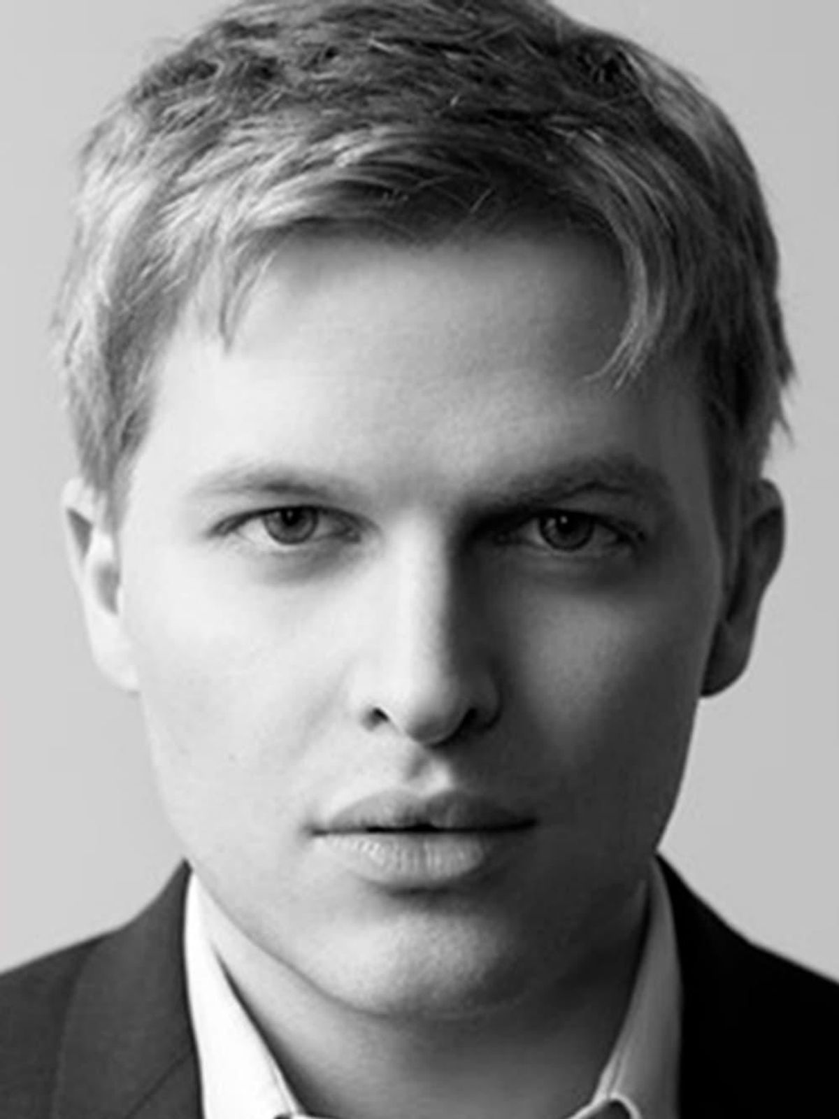 Award-winning investigative reporter Ronan Farrow comes to Austin for ...