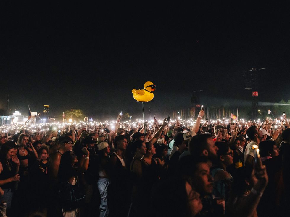 20 funny and clever fan flags flying at ACL Fest 2024 - CultureMap Austin
