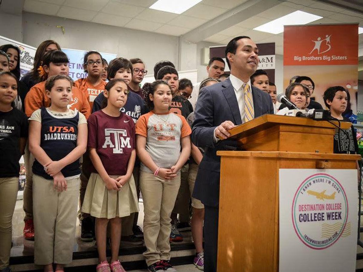 Mayor Julian Castro announced the First Lady's upcoming visit ...